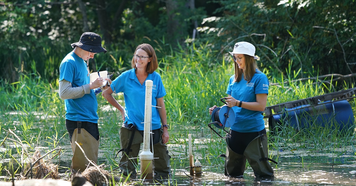 Agronomy professor Laura Bowling presented with 2023 Murphy Award